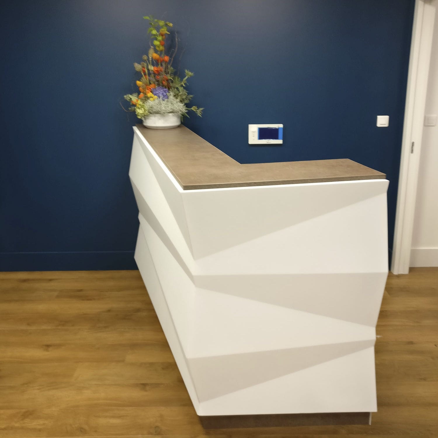 Banco reception modulare - ZHED - in legno / in metallo