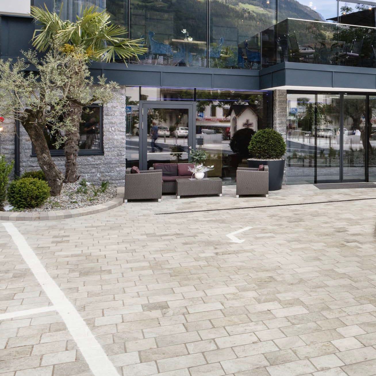 Piastrella da esterno - BLOCK 2.0 : SILVER WHITE - Kronos ceramiche ...