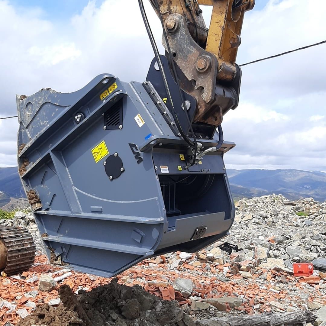 Benna frantoio - CBF 120 - CM Srl - per terna / per escavatori / per ...