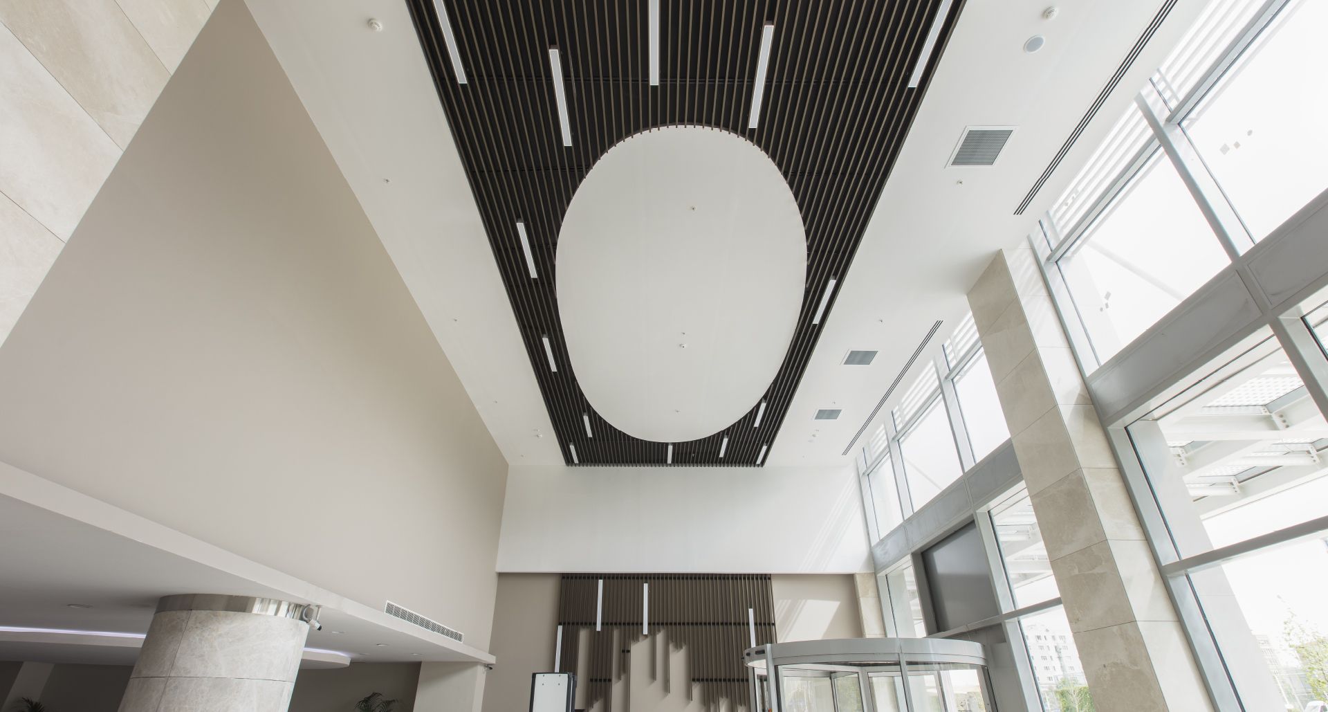 Controsoffitto in metallo / a doghe / acustico - EXTRUDED PROFILE ...