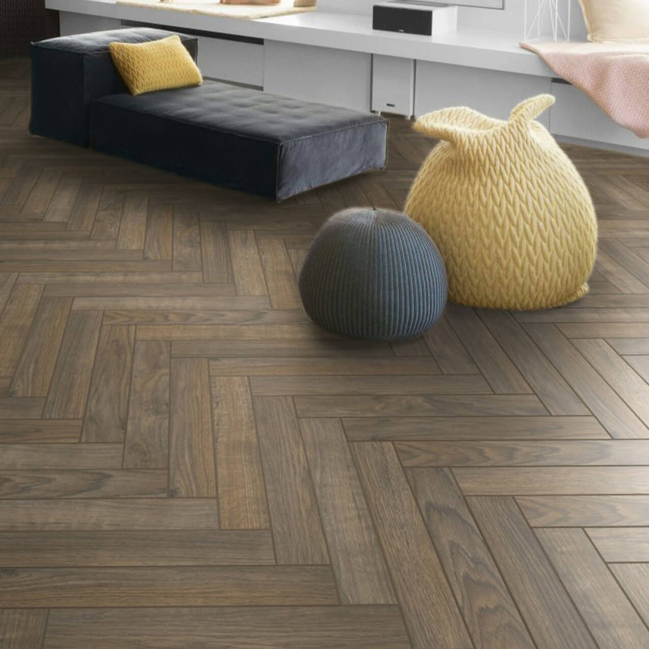Pavimento laminato in legno - BATON ROMPU JAVA BROWN - Décoplus Parquets - aspetto legno ...