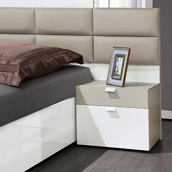 Comodino moderno - Svetlana - FPM TUTTOMOBILI - in legno laccato ...