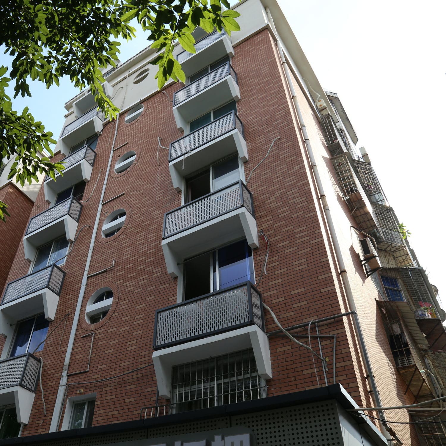 Mattone per facciata - FAMBLE R - PHOMI - pieno / testurizzato / rosso