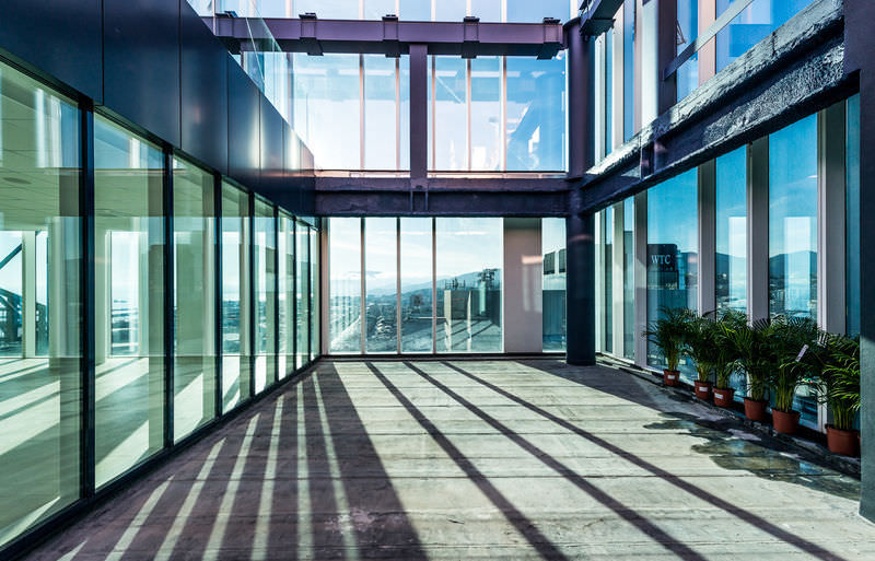 Pannello in vetro laminato / a doppi vetri / per facciata / trasparente ...