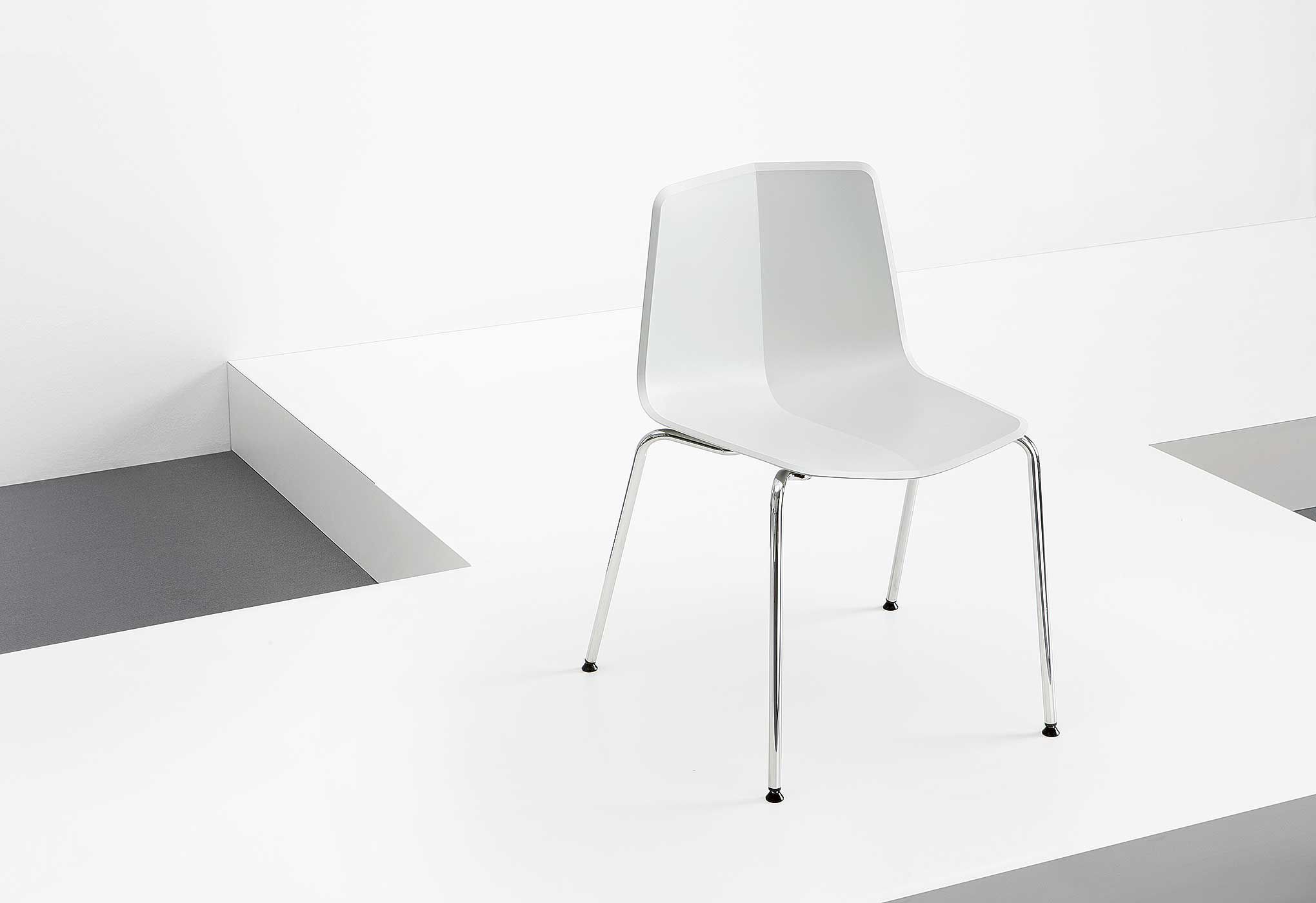 Sedia moderna - STRATOS - MAXDESIGN - imbottita / impilabile / a slitta