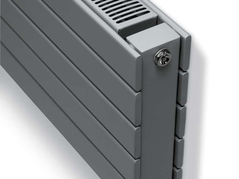 Radiatore ad acqua calda / in metallo / moderno / orizzontale - PANEL ...