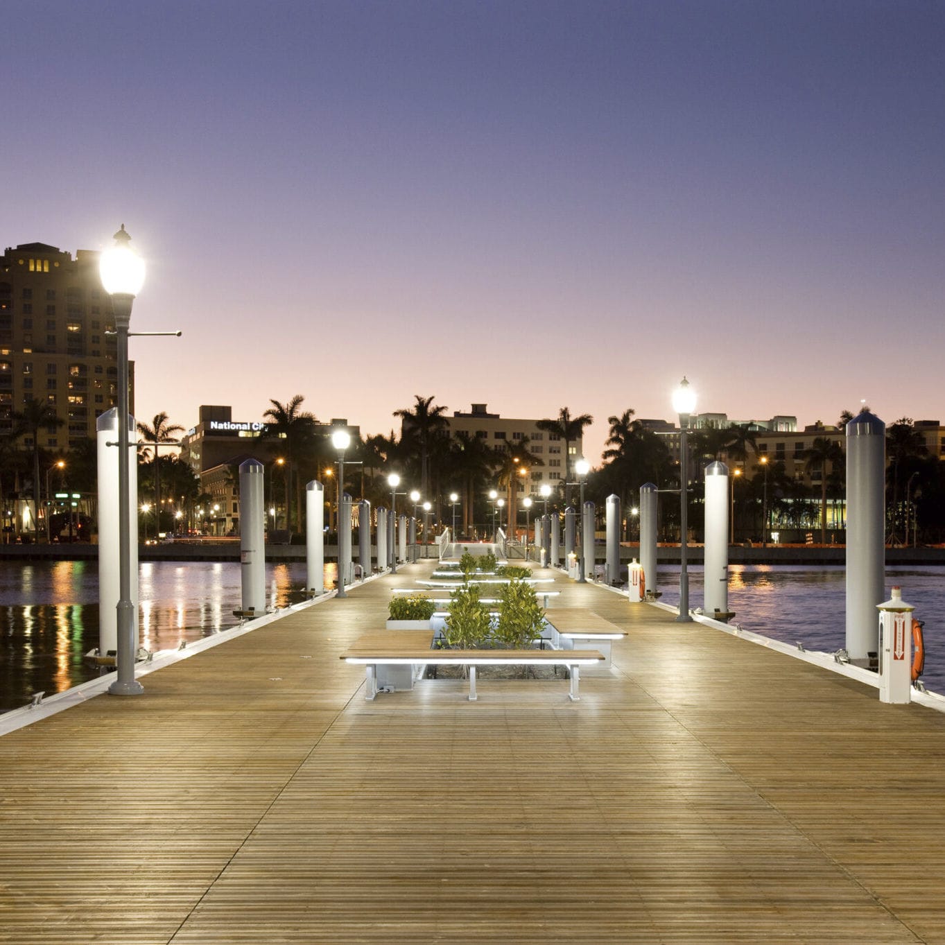 Banchina galleggiante in acciaio - MAADI Group - in alluminio estruso ...