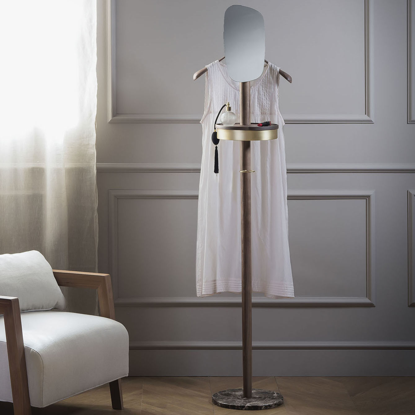 Servo muto a pavimento - STAND - NOMON - in ottone lucidato / in noce ...