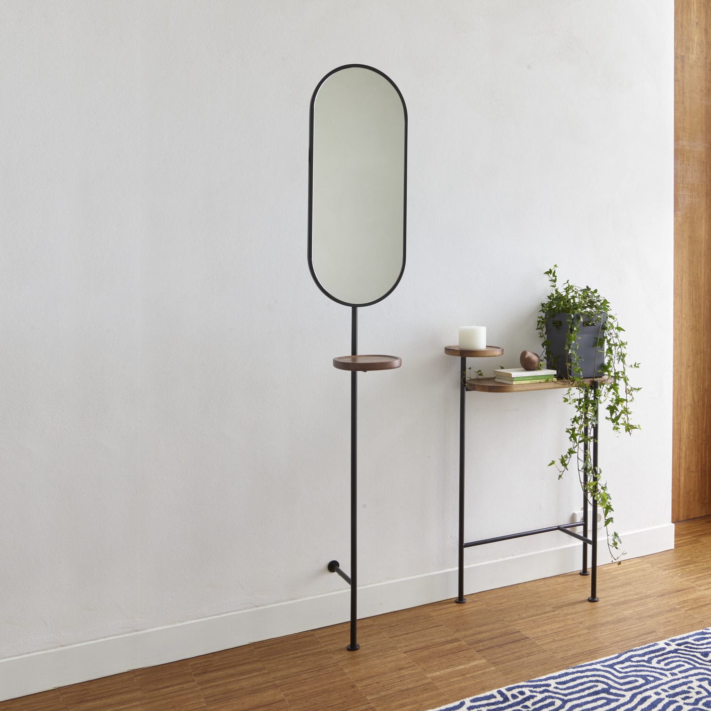 Servo muto a pavimento - Loomy - Ligne Roset France - da parete ...