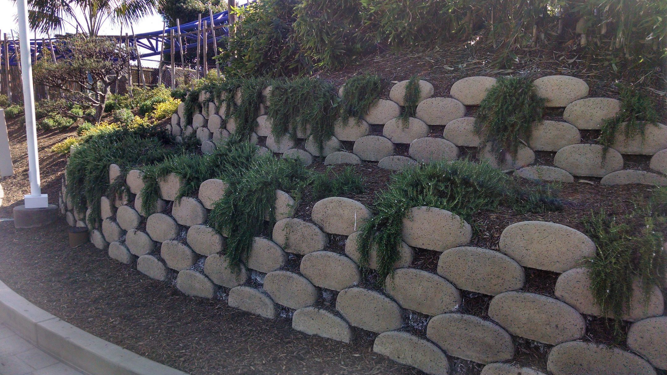 Muro di contenimento in calcestruzzo - TIERED WALLS - Soil Retention