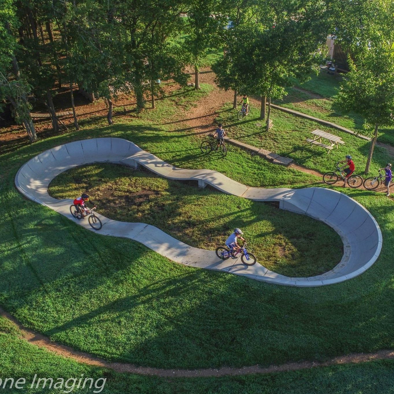 Pump track per skatepark - HIGHLANDVILLE, MO - World Skate Parks - in ...