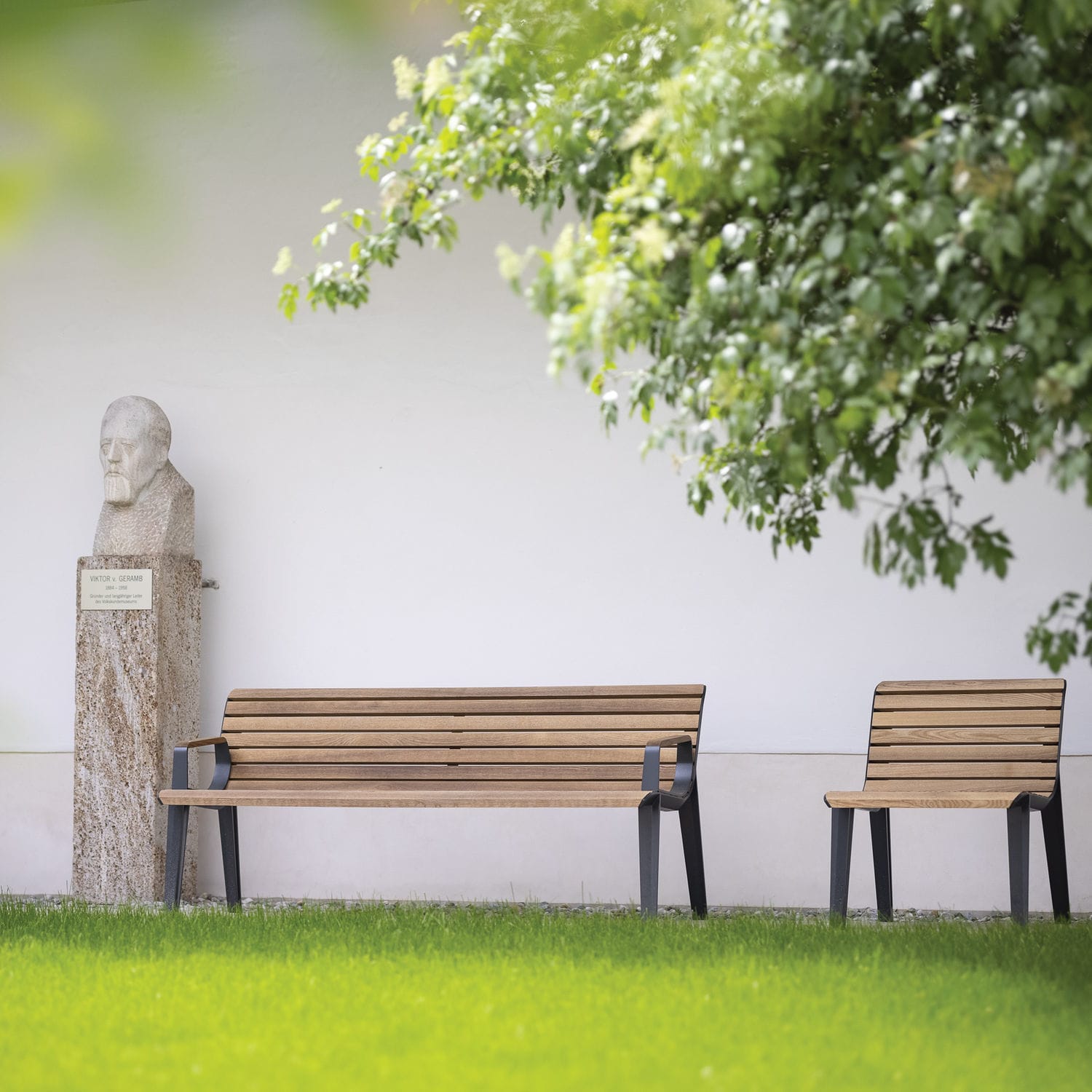 Panca per spazi pubblici contemporanea - EMAU - mmcité street furniture ...