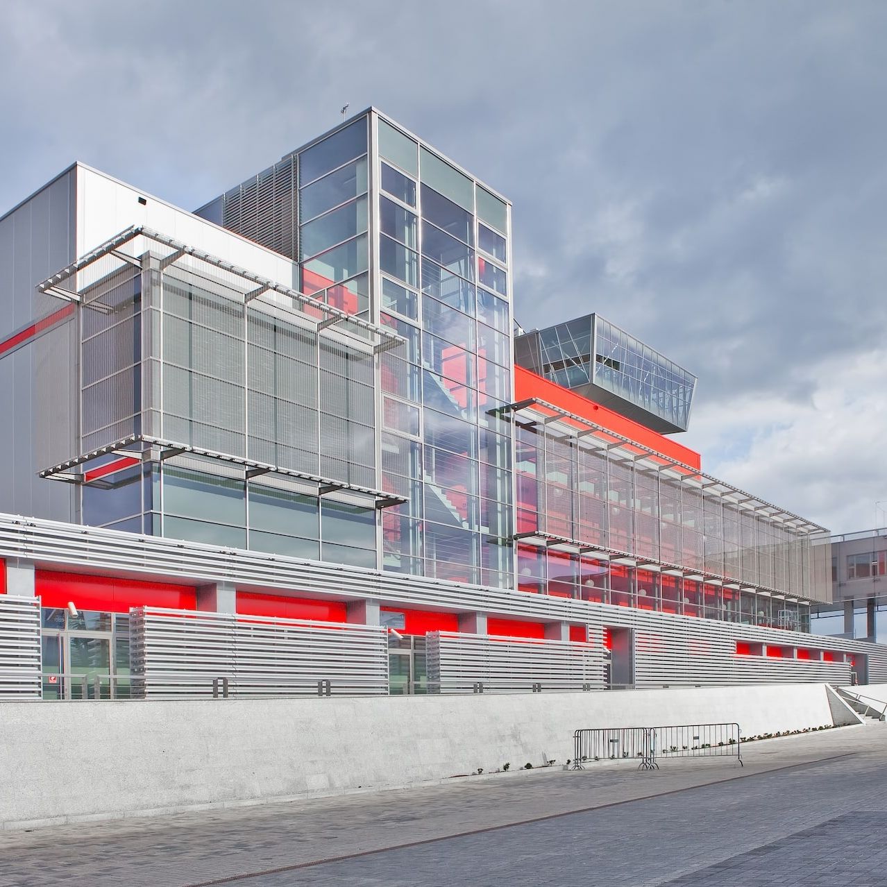 Sistema di facciata in acciaio - Progress Architecture - in acciaio ...