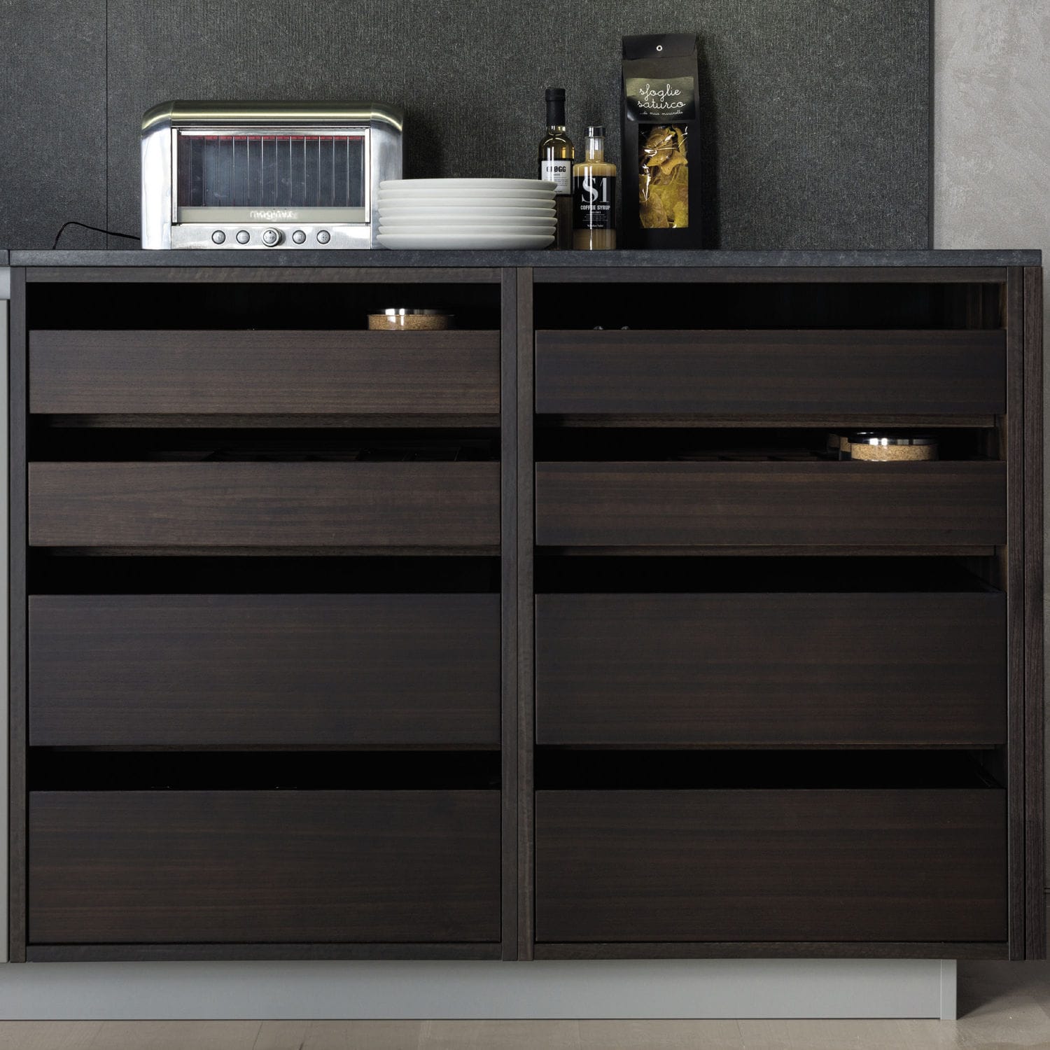 Credenza contemporanea - OPEN - Euromobil spa - con ripiano