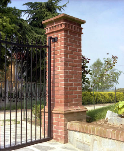 Capitello in terracotta - PUNTA DIAMANTE - FORNACE BALLATORE GIUSEPPE